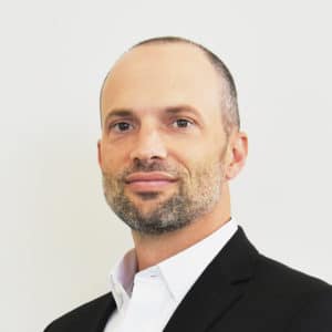 Robert Julian Chooses Retail Over Retirement - Profile